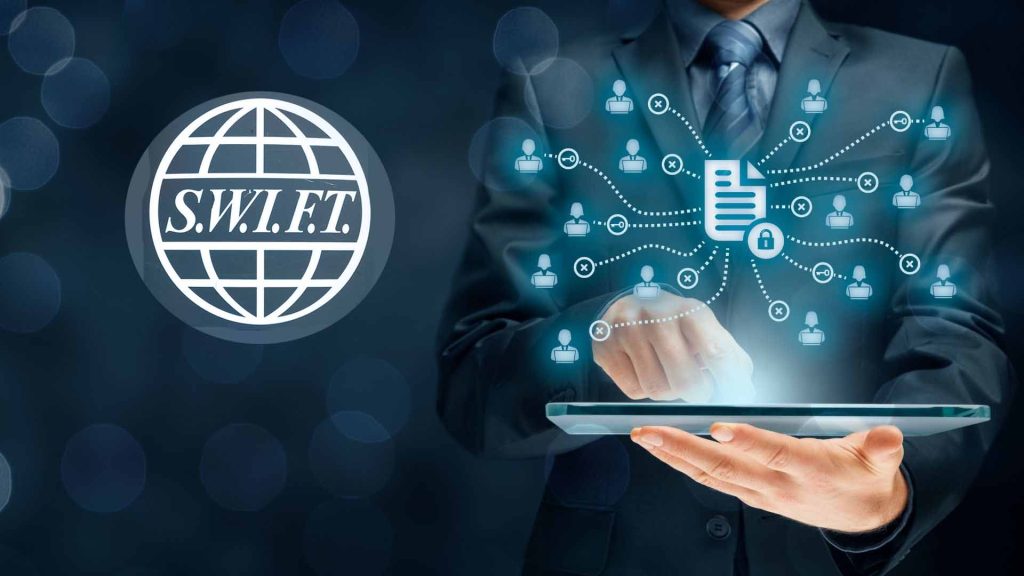 نظام سويفت العالمي وتحويل الأموال دولياً.. كيف يعمل؟ - أكاديمية يامرسال